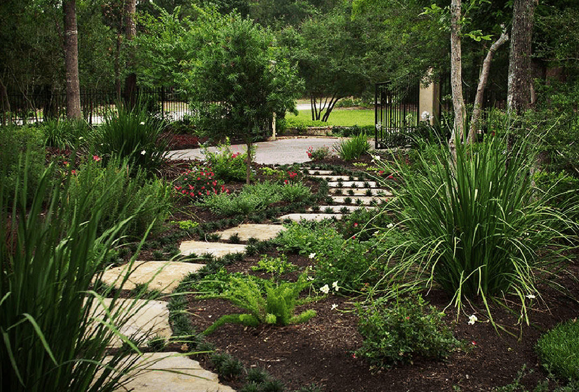 Landscaping in The Woodlands TX | Woodlands Landscaping
